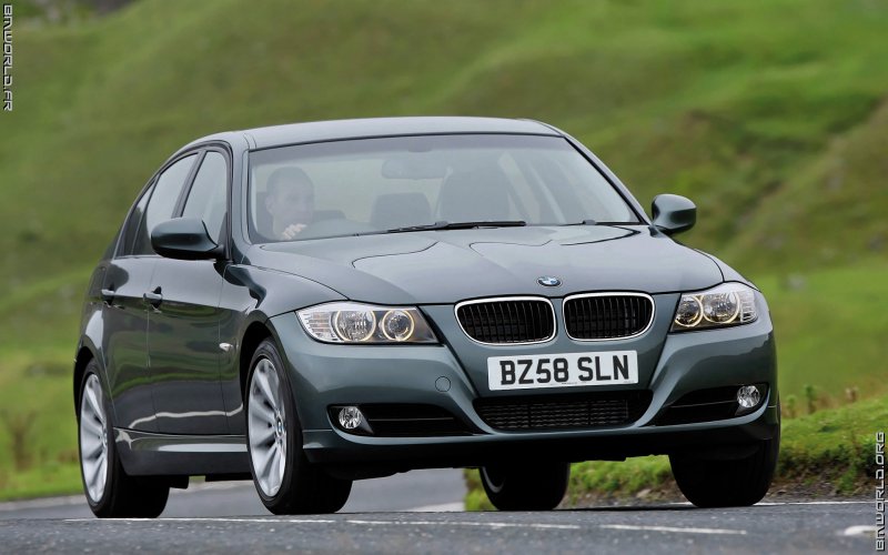 320d E90 Berline UK (2008) - Voiture de série - Fonds d'écran - BMWorld.fr - Le monde des BMW