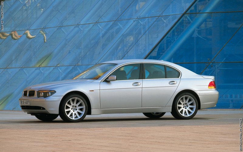 745i E65 (2001) - Voiture de série - Fonds d'écran - BMWorld.fr - Le monde des BMW
