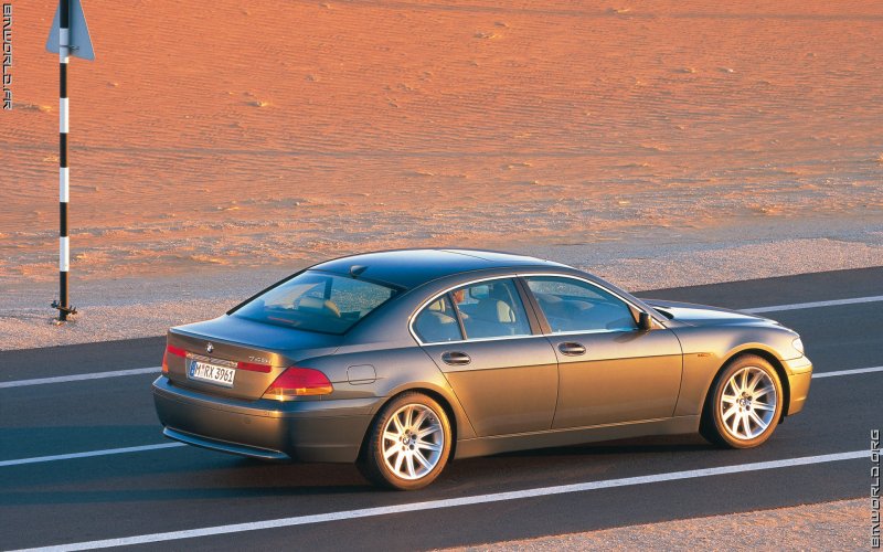 745i E65 (2001) - Voiture de série - Fonds d'écran - BMWorld.fr - Le monde des BMW