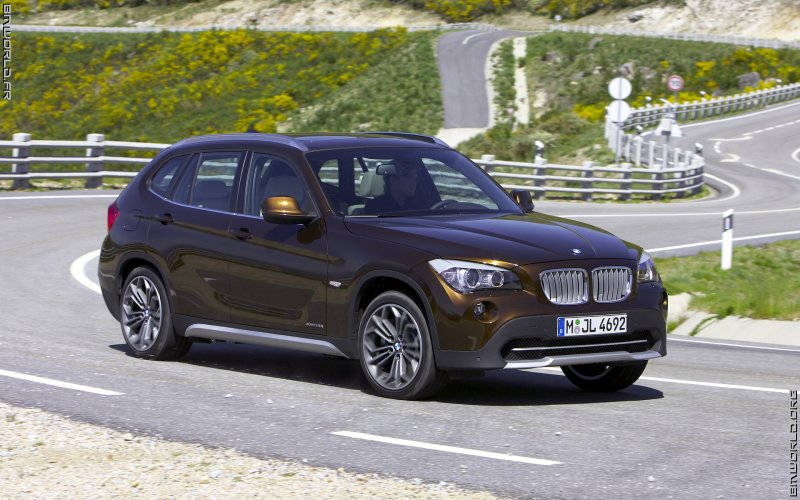 X1 E84 28i (2009) - Voiture de série - Fonds d'écran - BMWorld.fr - Le monde des BMW